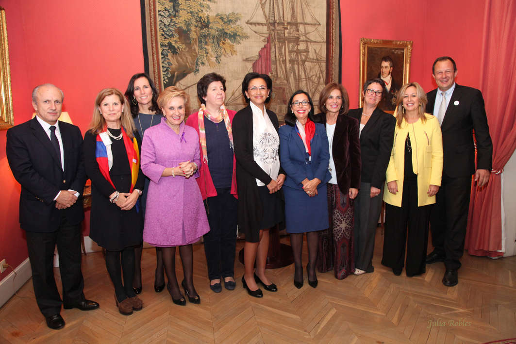 J Robles_3092 Ld (Opti) – Mujeres Avenir