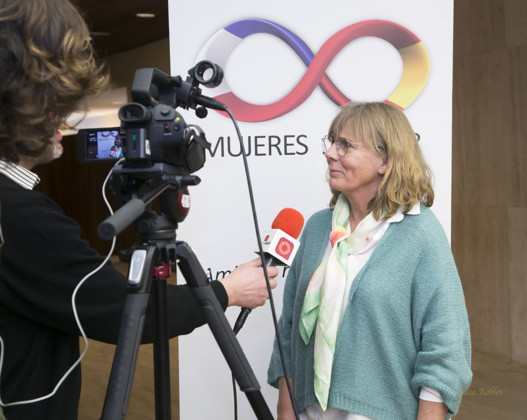 J Robles_2816 (Opti) – Mujeres Avenir